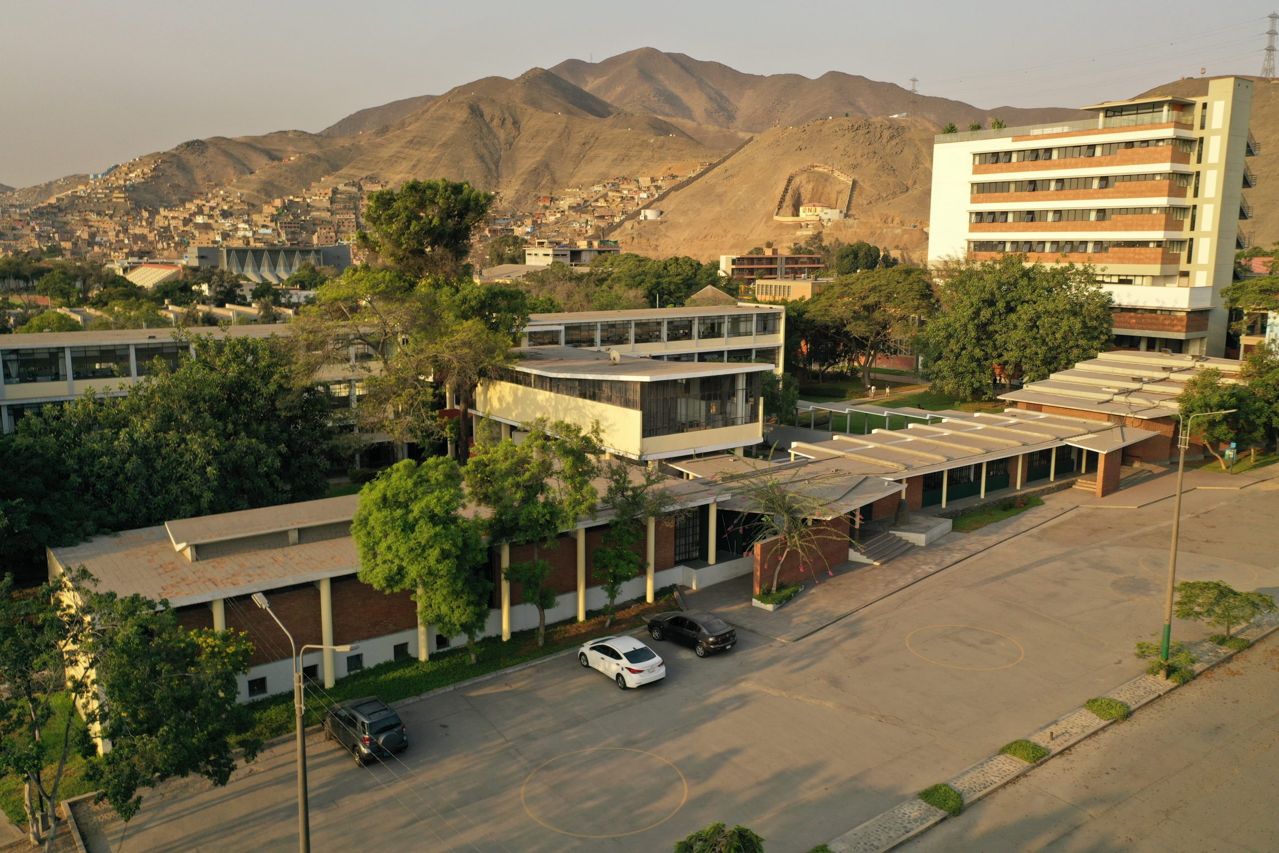 Reseña – FAUA UNI